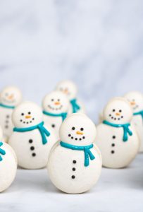Snowman Macarons - The Tipsy Macaron